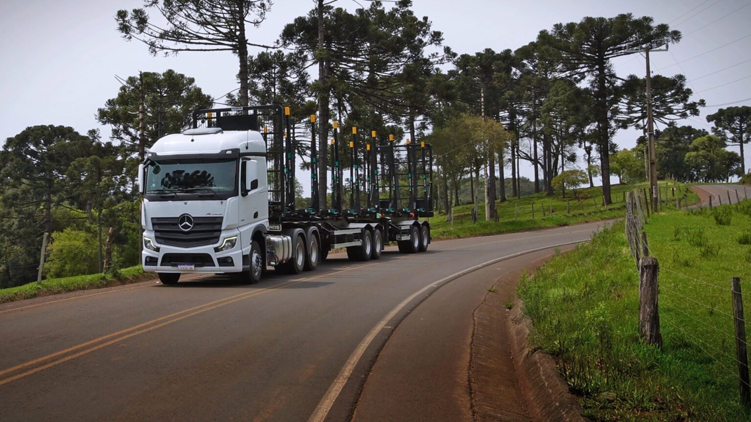 Implementos | Manos Implementos